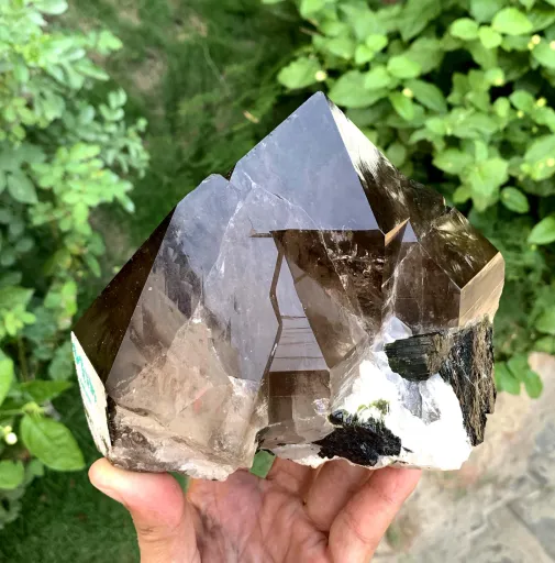 Smoky quartz from Pakistan - Pakistan